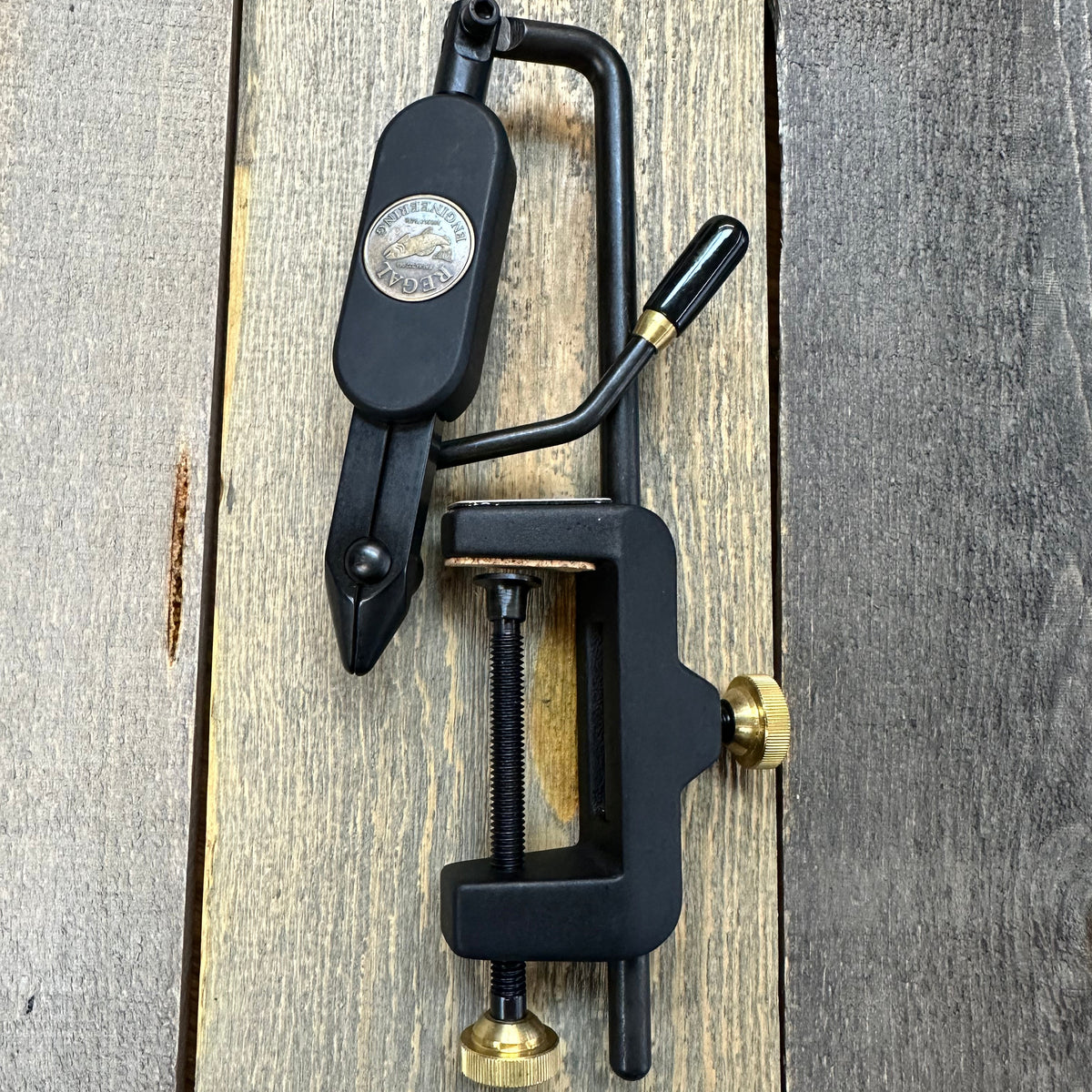 Regal Medallion Big Game Head Vise w/ C-Clamp – Dakota Angler & Outfitter